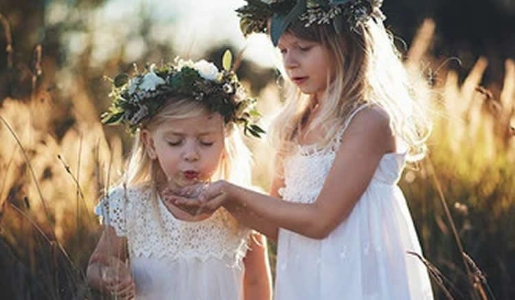 3 roles of the flower girl at the wedding - Princessly